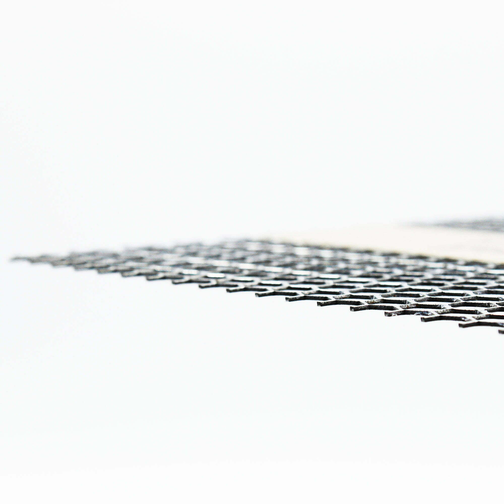 8mm Perforated Galvanised Steel Hexagonal Metal Mesh - 8.7mm Pitch ...