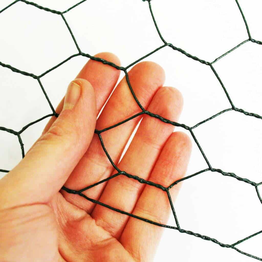 25mm Green PVC Chicken Mesh Wire Garden Netting - The Mesh Company