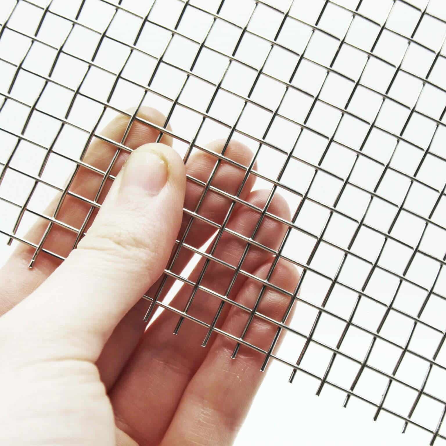Fray No More: Expert Tips for Managing Cut Wire Mesh Edges - The Mesh ...