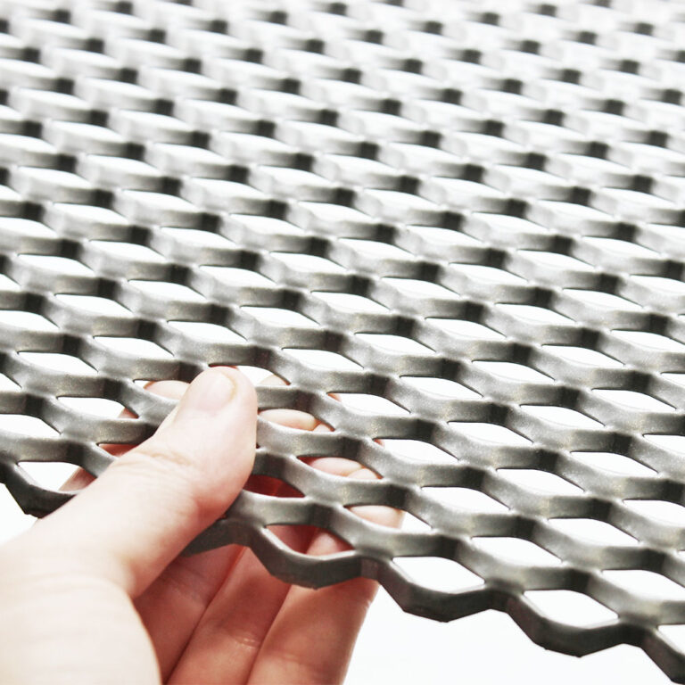 What is Metal Lath and How Does It Differ from Metal Mesh? - The Mesh ...