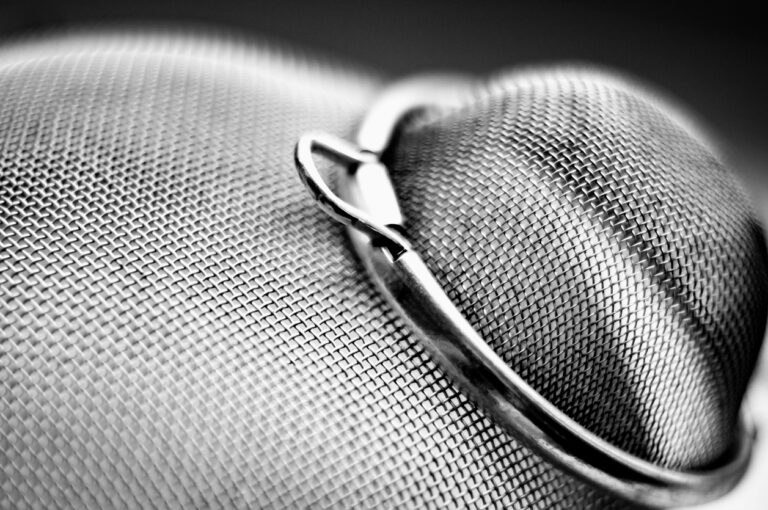 Using Copper Wire Mesh for Effective EMI and RFI Shielding - The Mesh ...